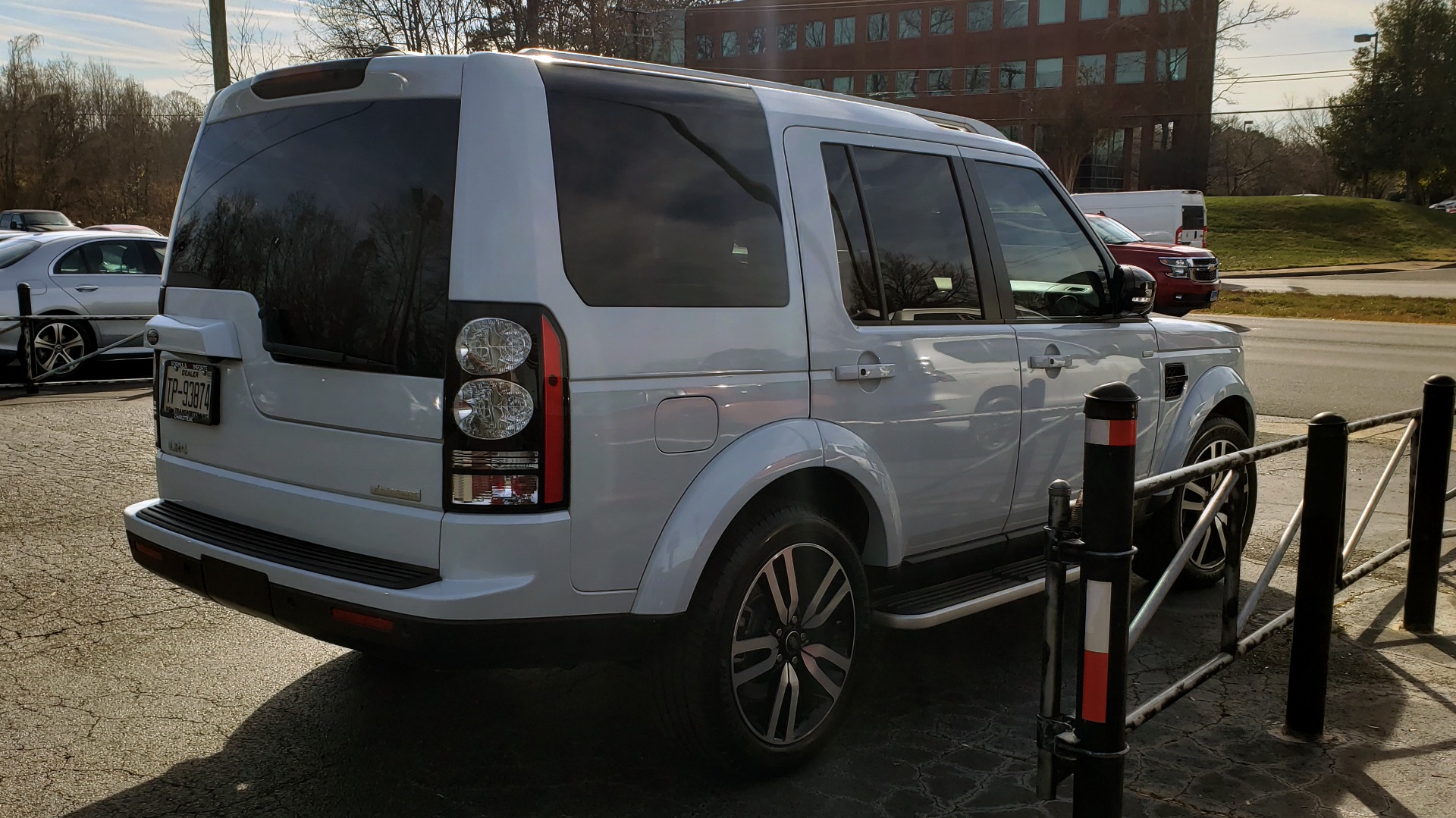 Used 2016 Land Rover LR4 HSE LUX LANDMARK EDITION / 4X4 / NAV / SUNROOF ...