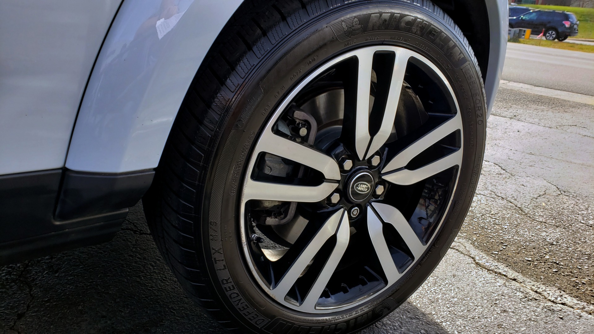 Used 2016 Land Rover LR4 HSE LUX LANDMARK EDITION / 4X4 / NAV / SUNROOF ...