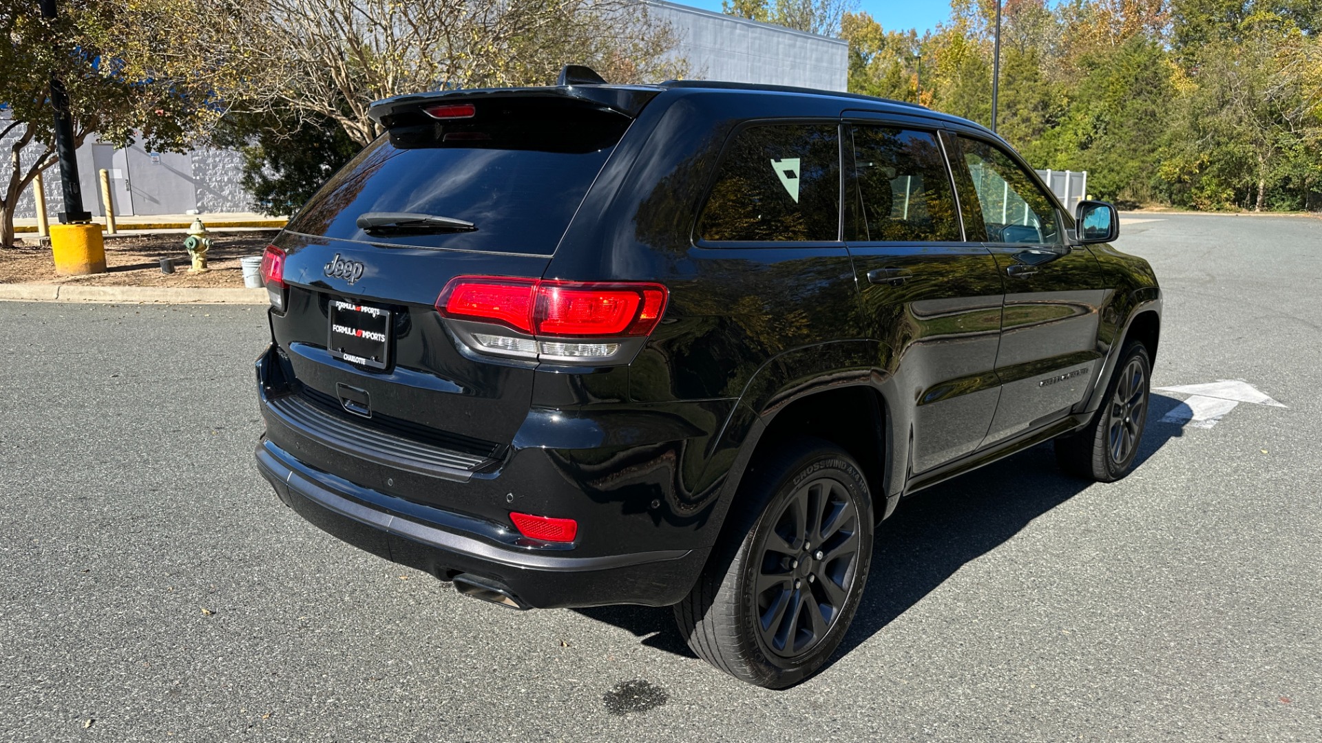 Blackout Jeep Grand Cherokee