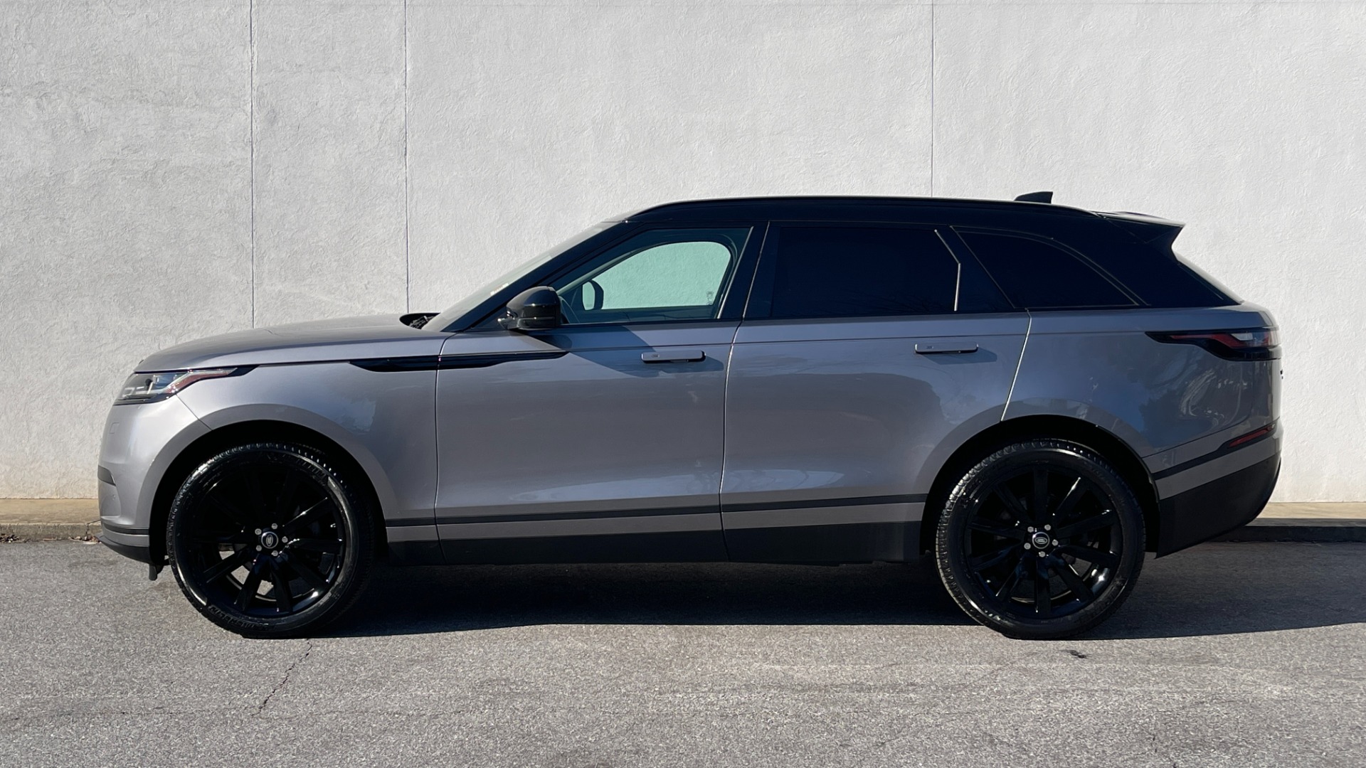 Used 2020 Land Rover RANGE ROVER VELAR S 2.0L SUV / BLACK PKG / COLD ...