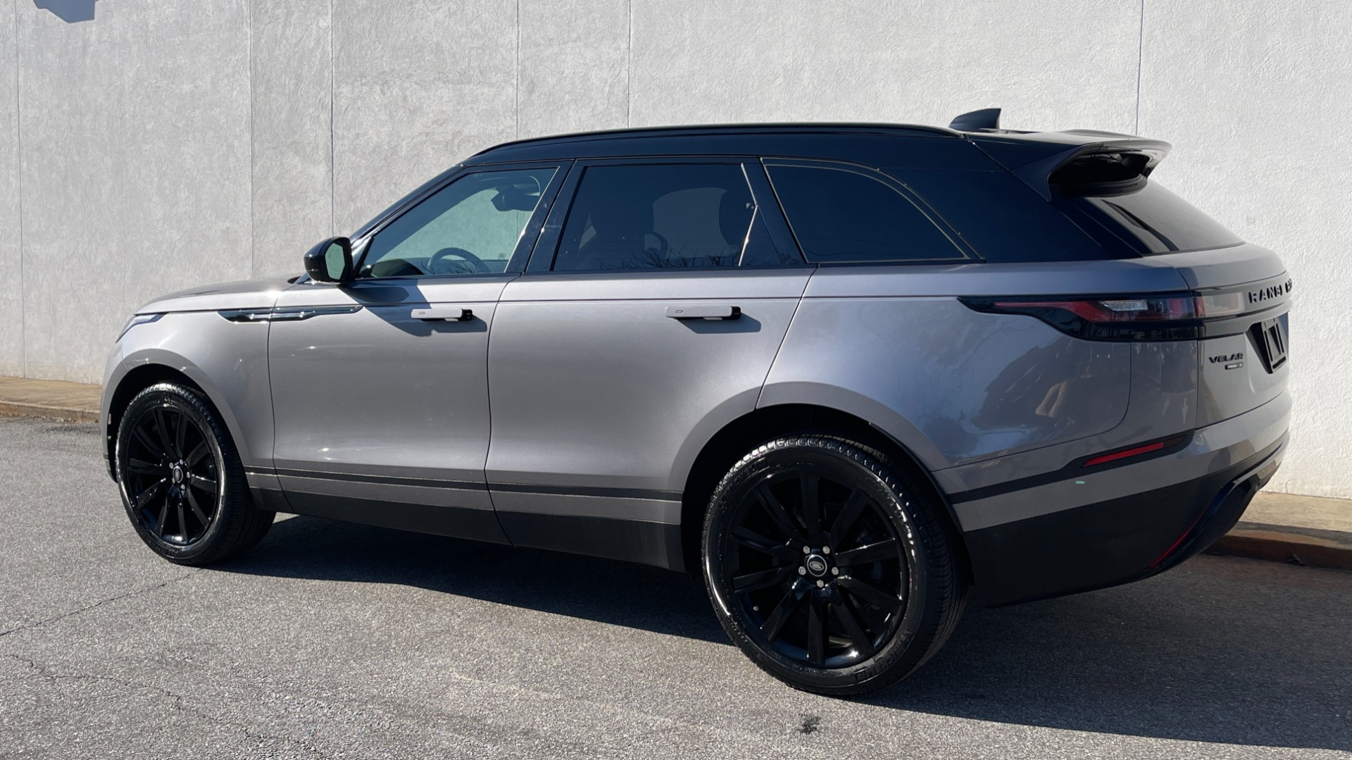 Used 2020 Land Rover RANGE ROVER VELAR S 2.0L SUV / BLACK PKG / COLD ...