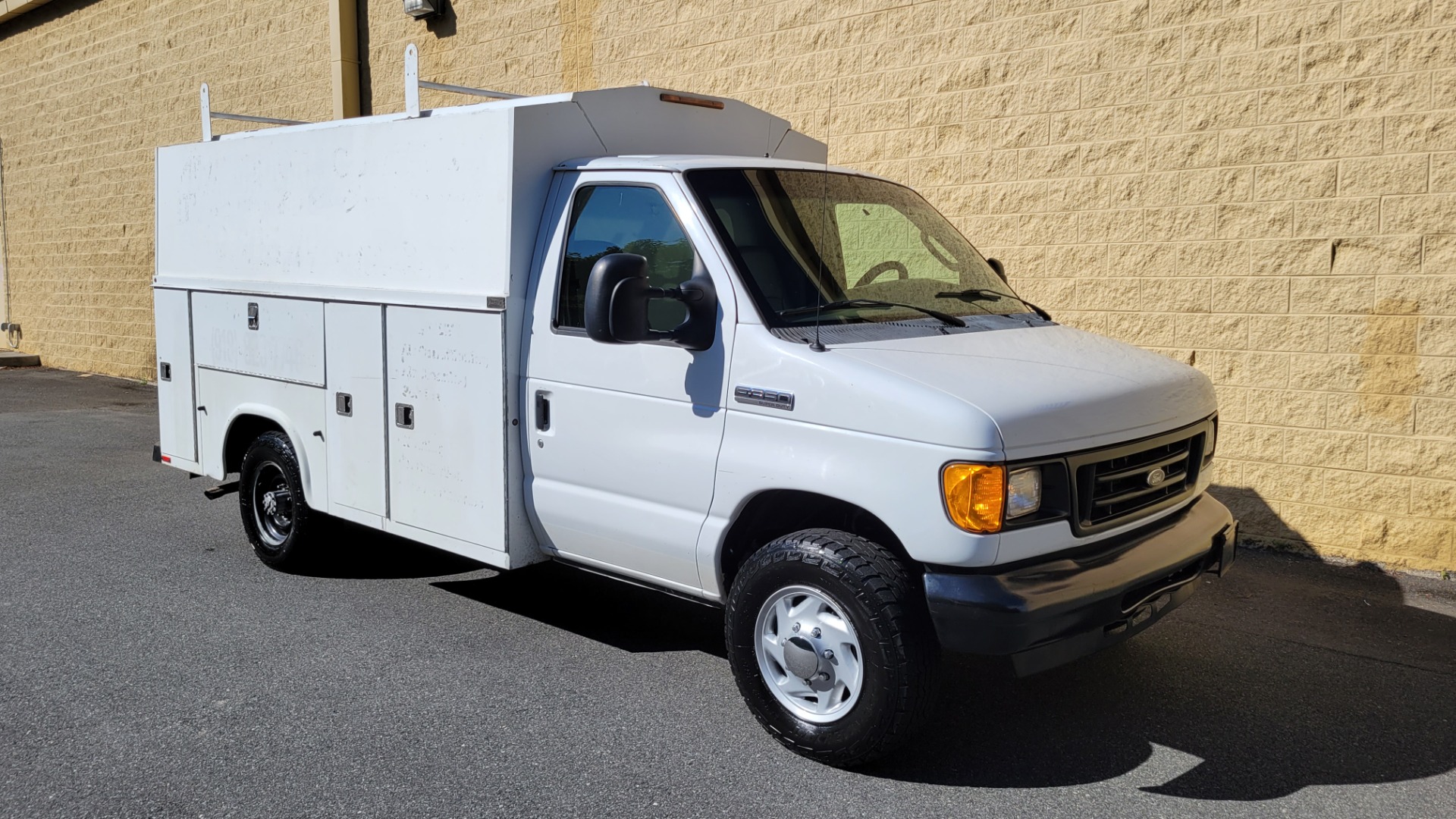 Used 2007 Ford ECONOLINE COMMERCIAL CUTAWAY WORK VAN / 5.4L V8 / TONS ...
