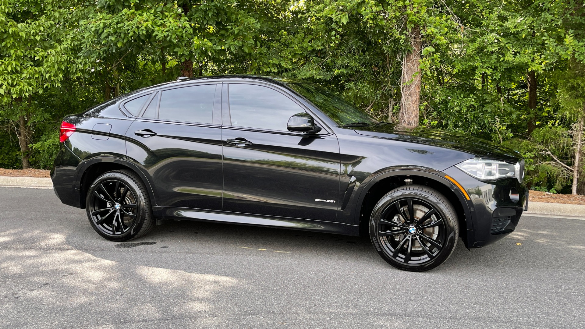 Used 2018 BMW X6 sDrive35i / M SPORT PACKAGE / APPLE CARPLAY / DRIVER ...
