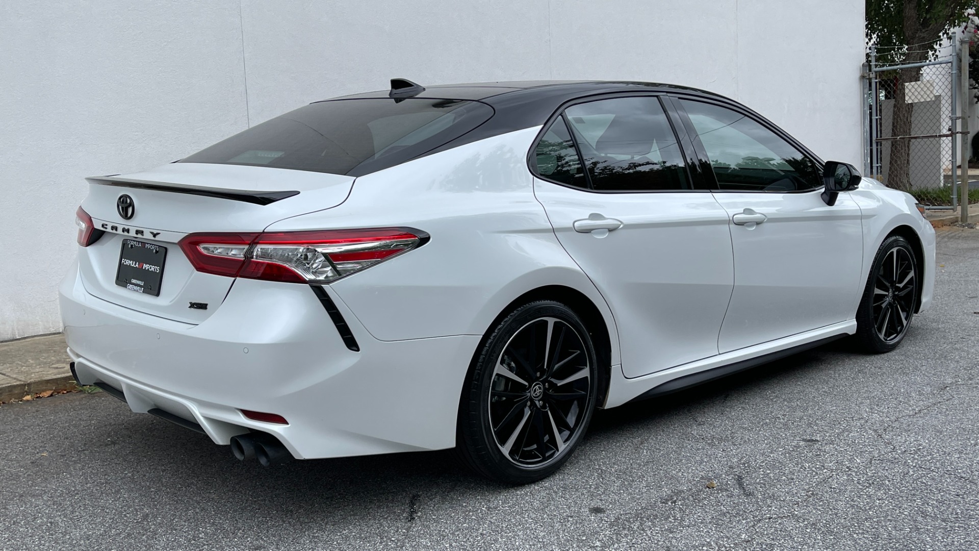 Used 2020 Toyota Camry XSE V6 / DRIVER ASSIST / NAVIGATION UPGRADE ...