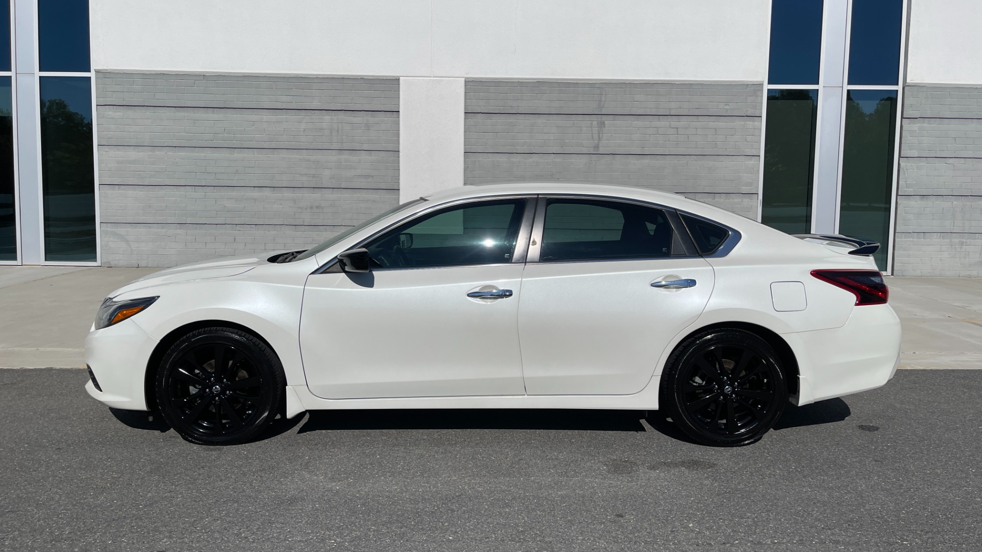 Used 2017 Nissan Altima 2.5 SR / MIDNIGHT EDITION / SPORT / REMOTE ...