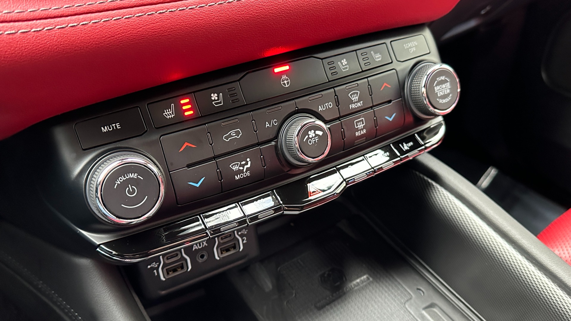 Used 2022 Dodge Durango R/T / APPLE CARPLAY / CAPTAIN CHAIRS / LEATHER ...
