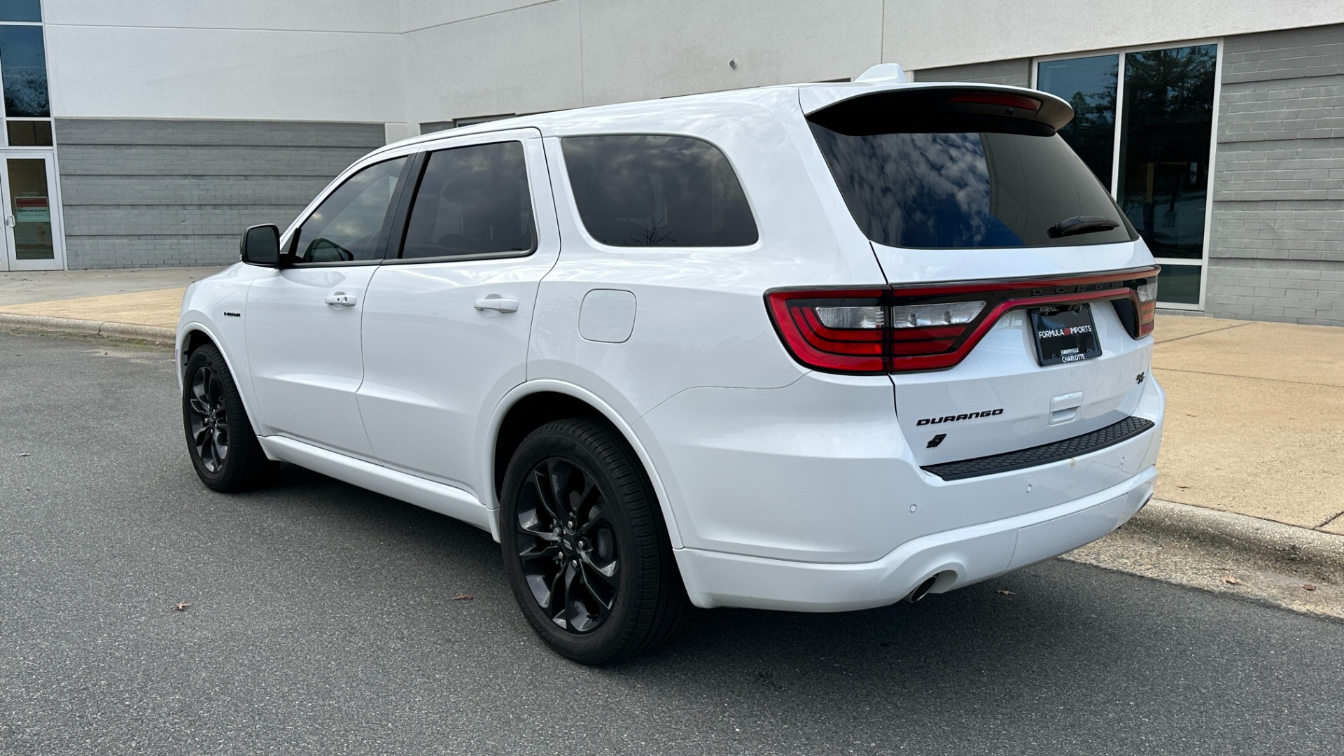 Used 2022 Dodge Durango R/T / APPLE CARPLAY / CAPTAIN CHAIRS / LEATHER ...
