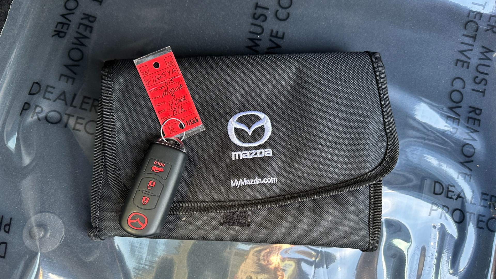 Used 2015 Mazda Mazda3 iTOURING / NAVIGATION / BACKUP CAMERA / CLOTH ...