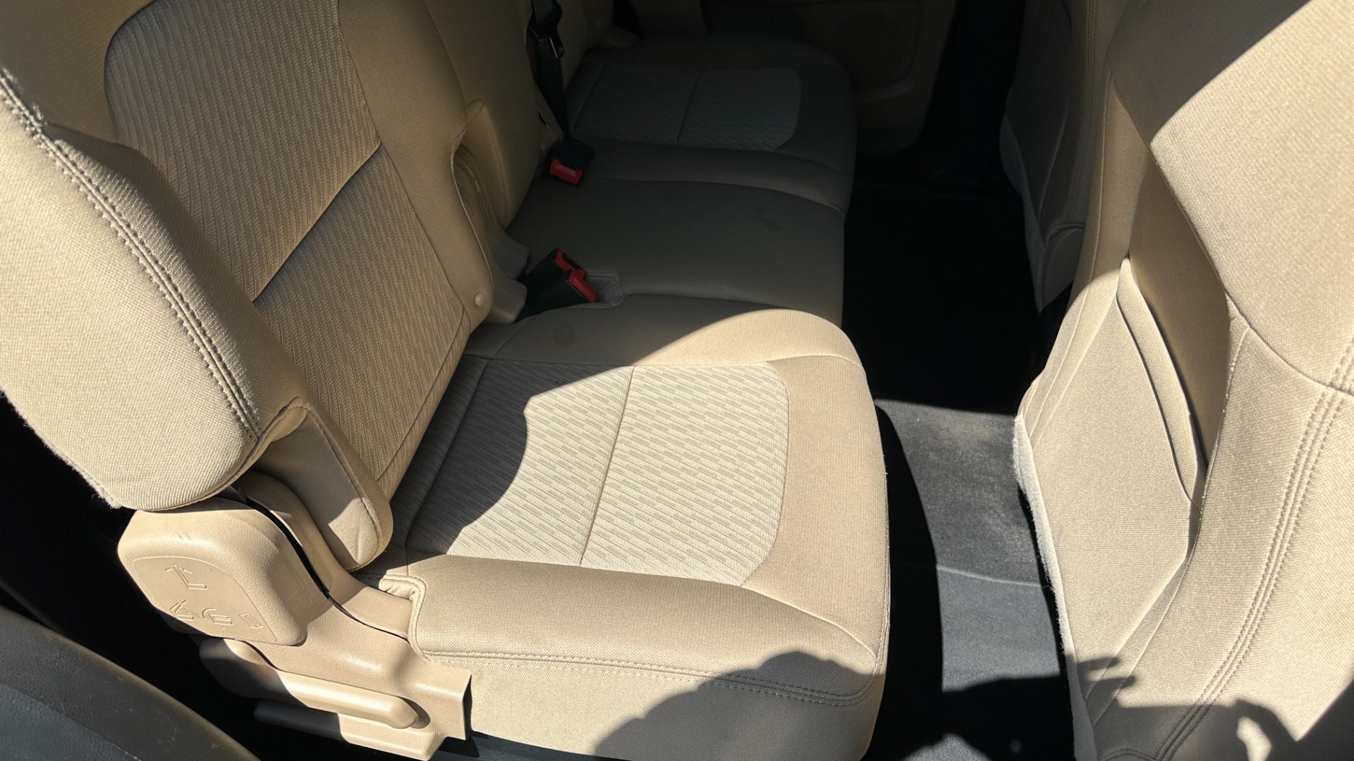 Used 2016 Ford Explorer FWD / 3.5L V6 ENGINE / 3RD ROW SEATING / CLOTH ...