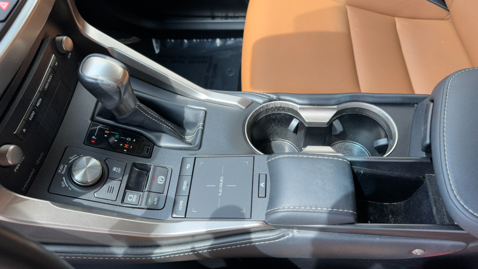 Used 2018 Lexus NX NX 300 / LEATHER / FWD / POWER TAILGATE / SAFETY ...