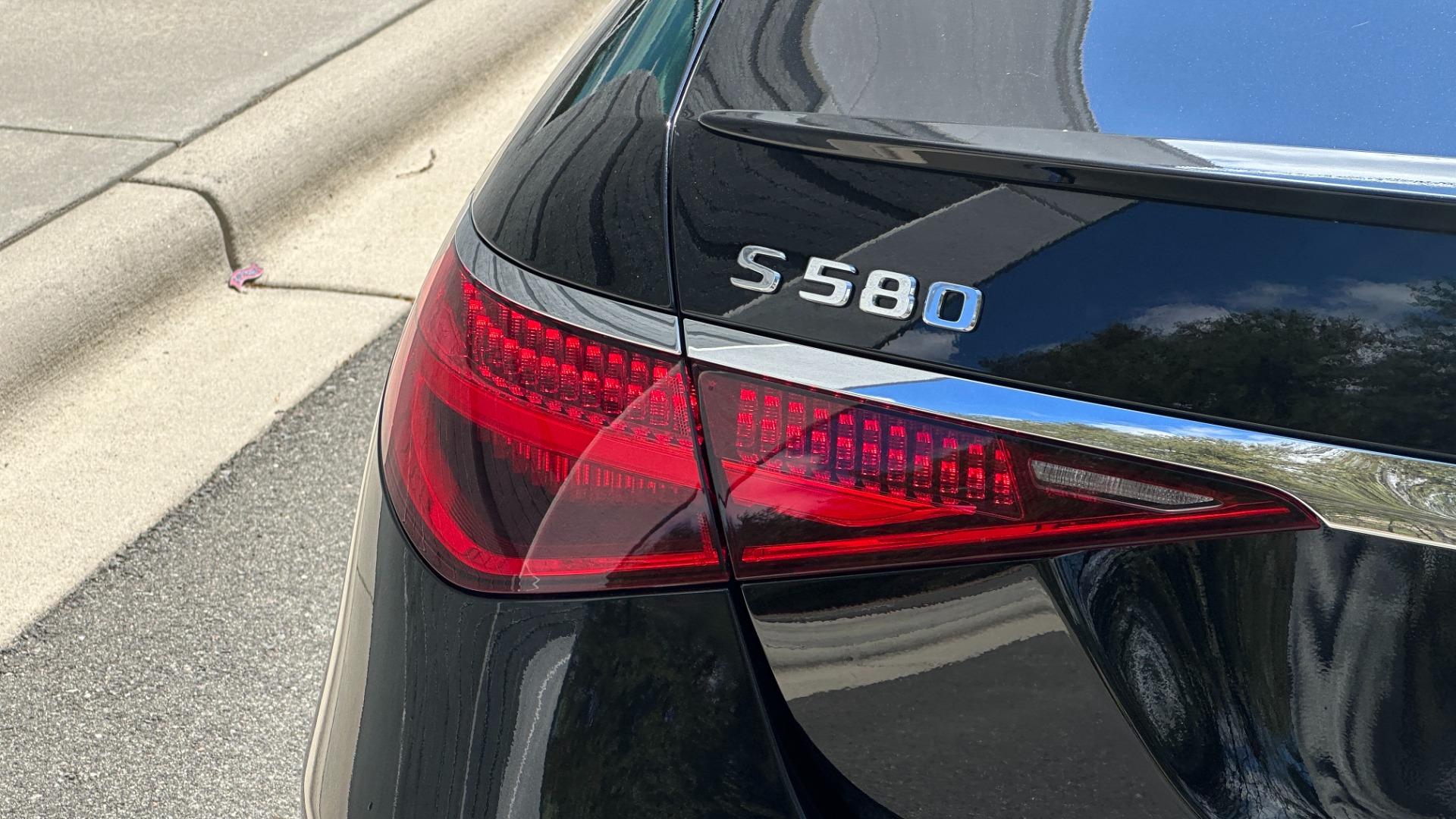 Mercedes Benz 2022 S Class Red
