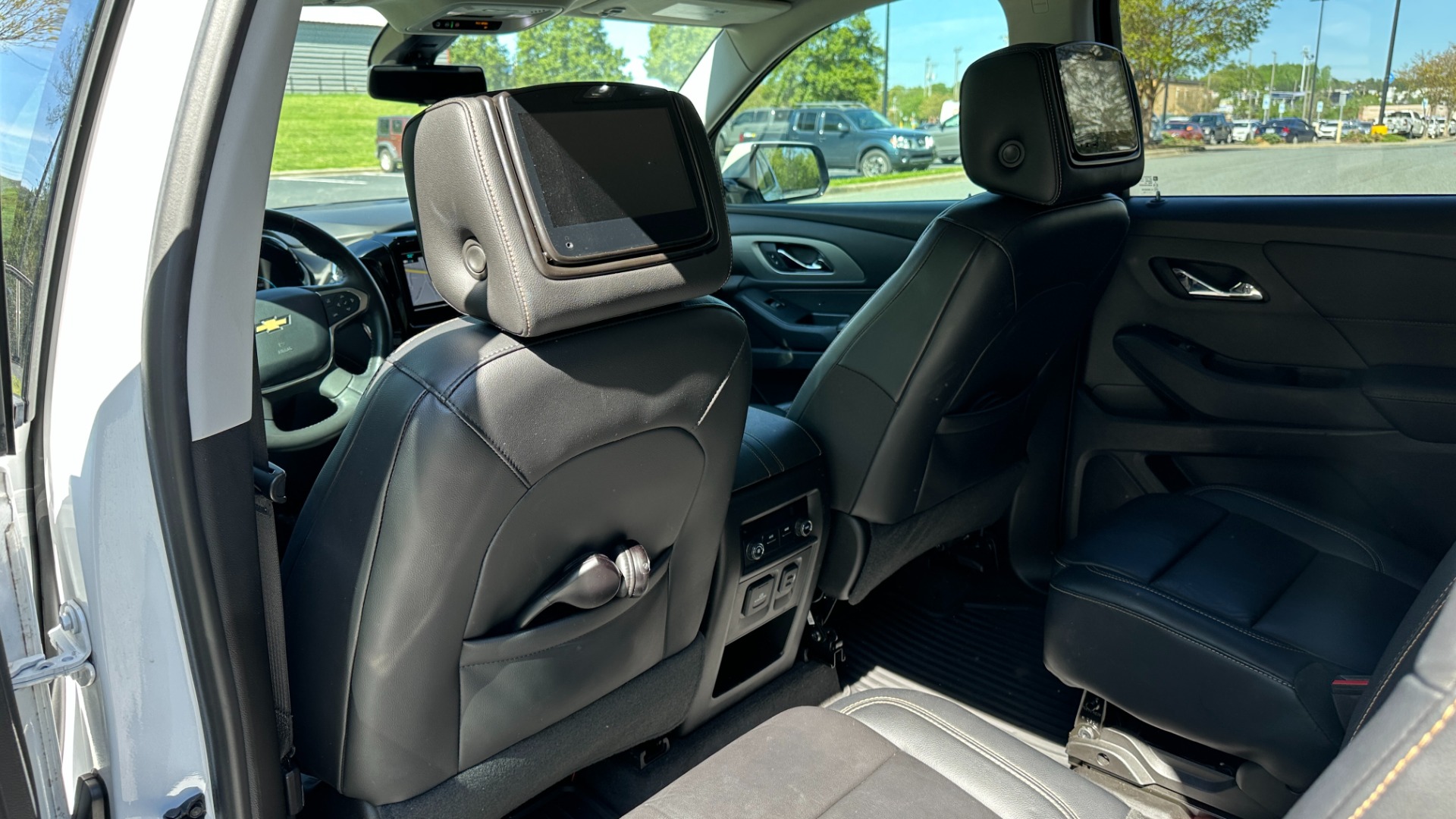 Used 2018 Chevrolet Traverse RS / REAR DVD / 3 ROW SEATING / LEATHER ...