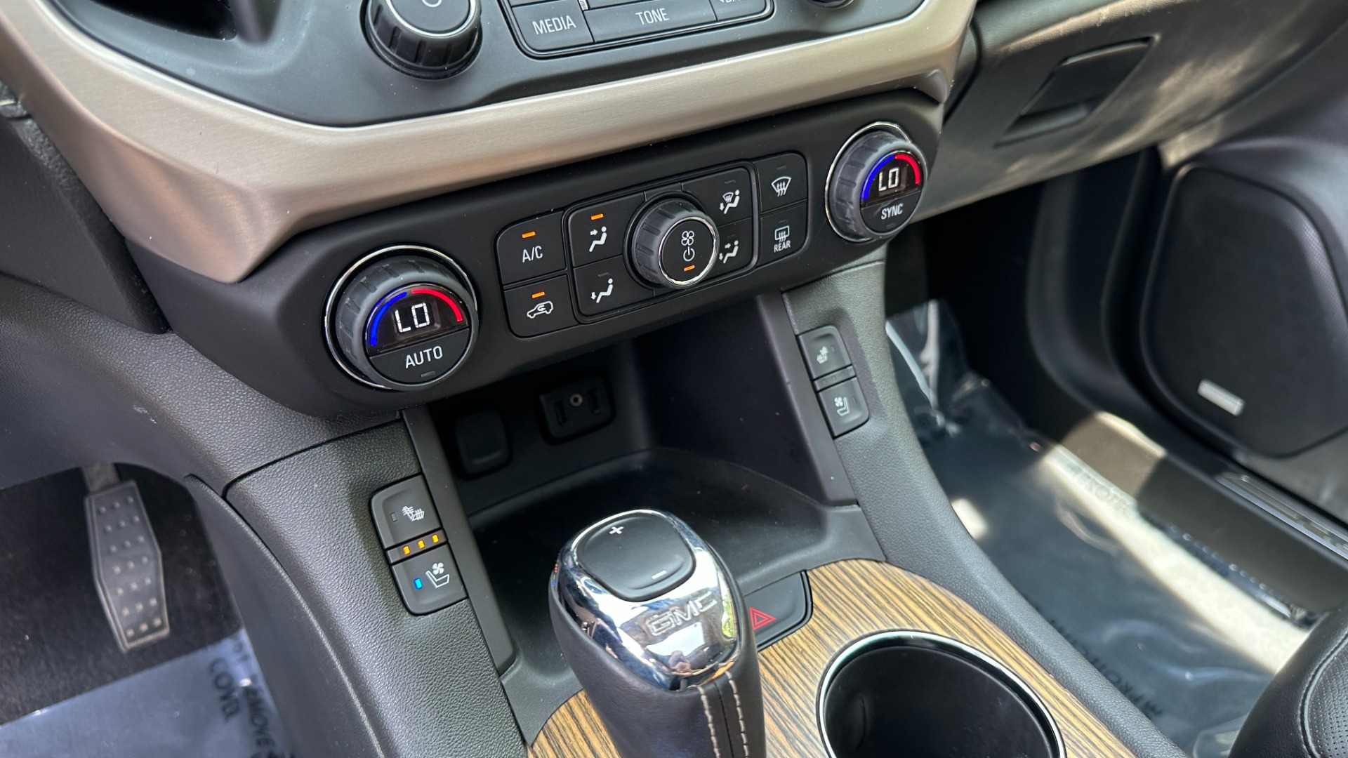 Used 2017 GMC Acadia Denali For Sale ($15,995) | Formula Imports Stock ...