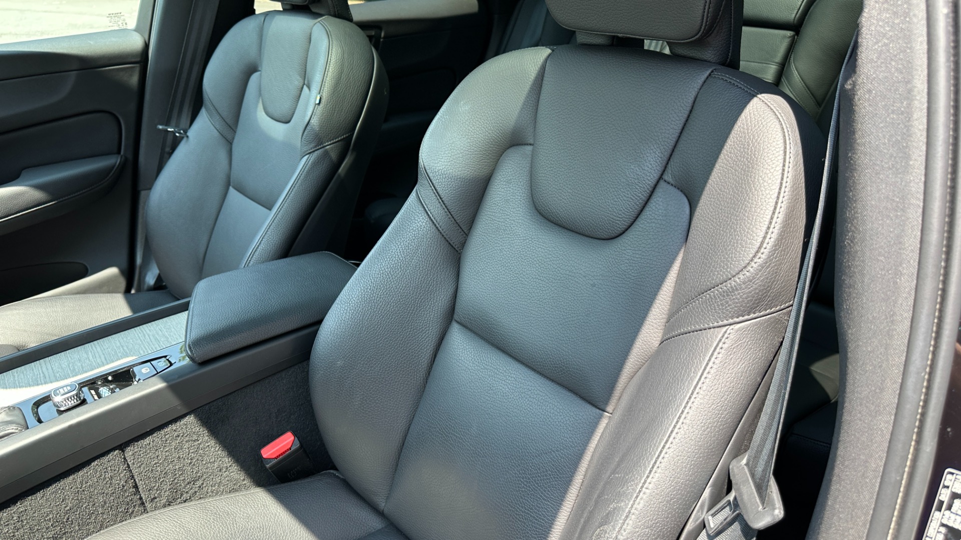 Used 2020 Volvo XC60 INSCRIPTION / PANORAMIC SUNROOF / HEATED SEATS ...