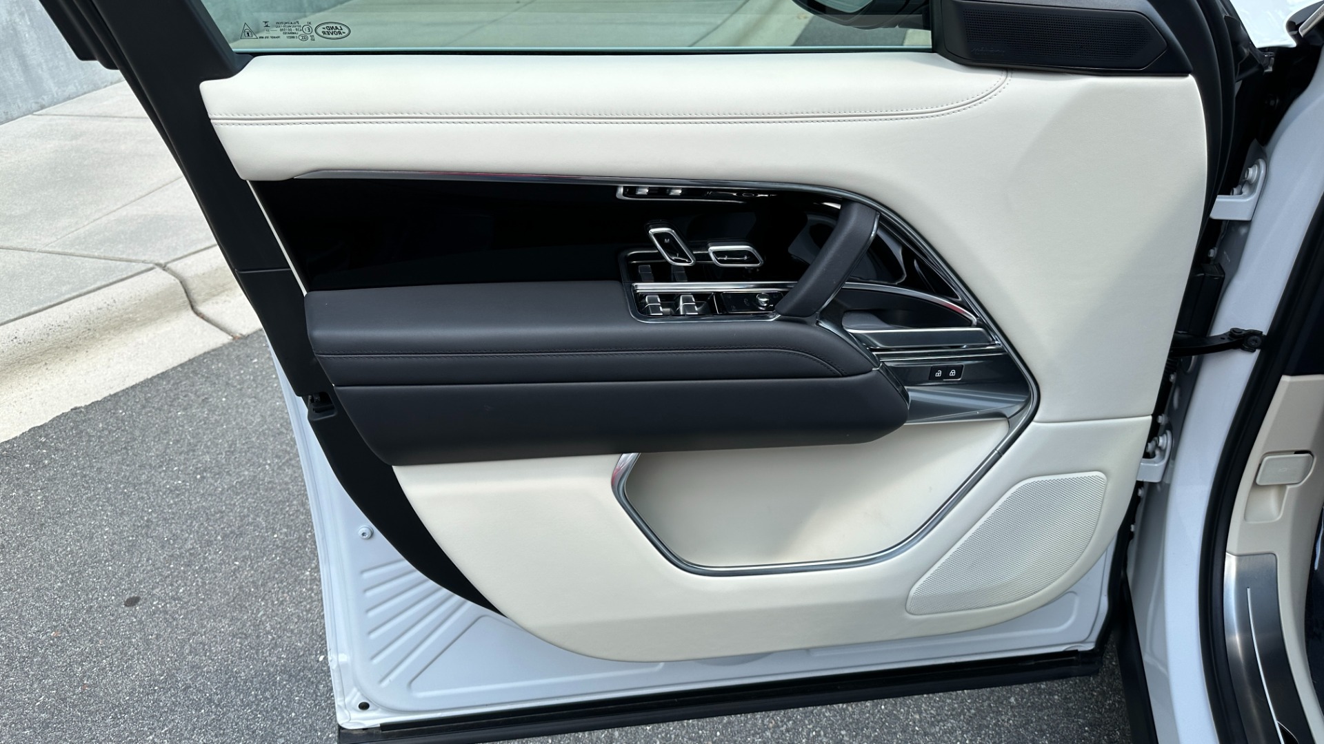 Used 2023 Land Rover Range Rover AUTOBIOGRAPHY / LWB / 7 SEATER ...