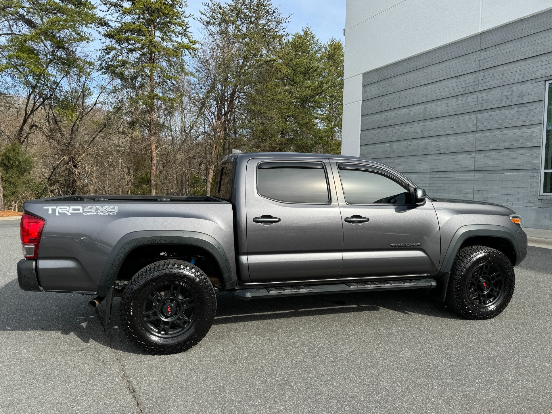 Used 2017 Toyota Tacoma TRD Off Road TRD OFFROAD PKG / ENTUNE PREMIUM ...