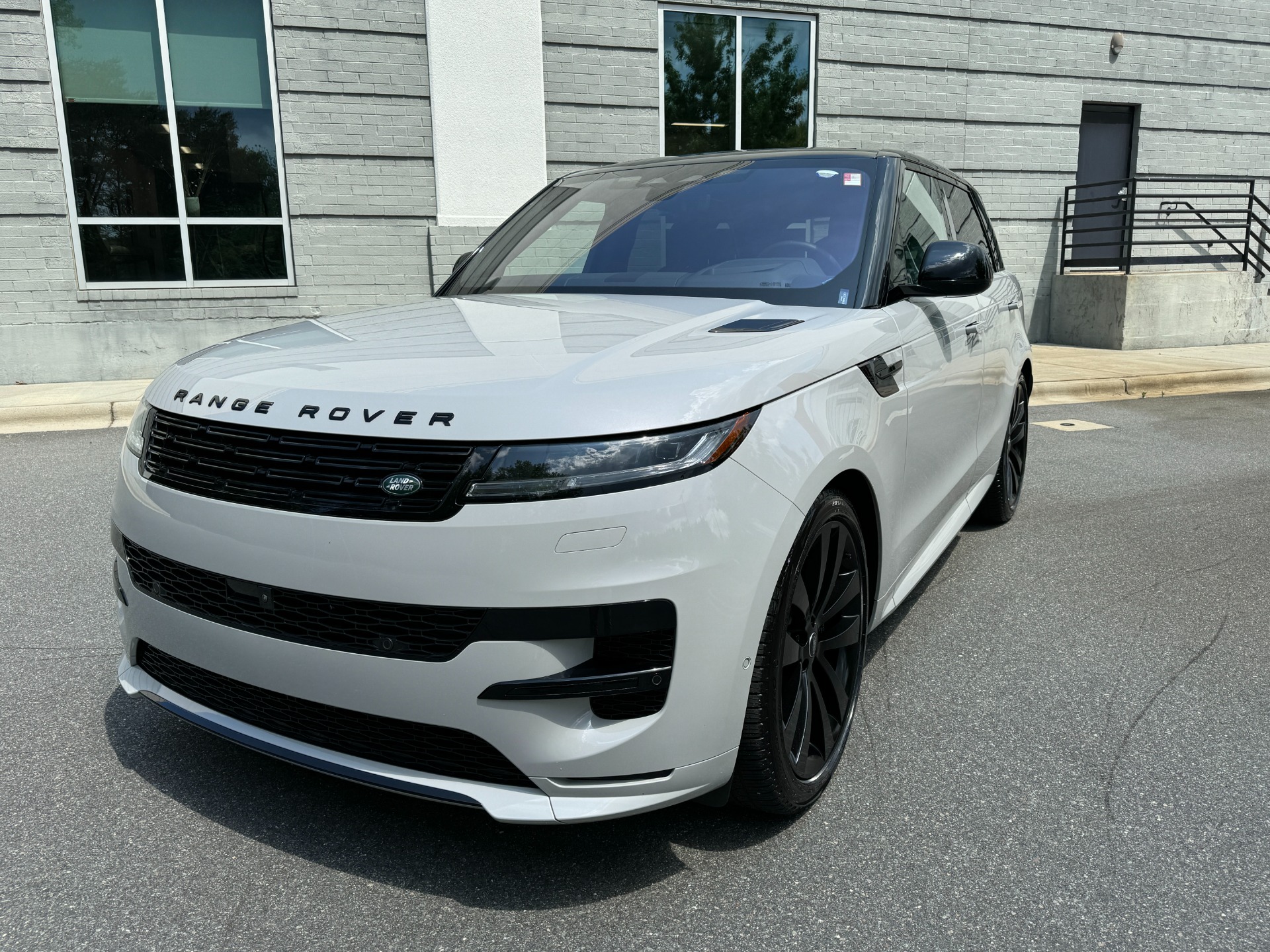 Used 2023 Land Rover Range Rover Sport SE Dynamic HOT & COLD CLIMATE ...