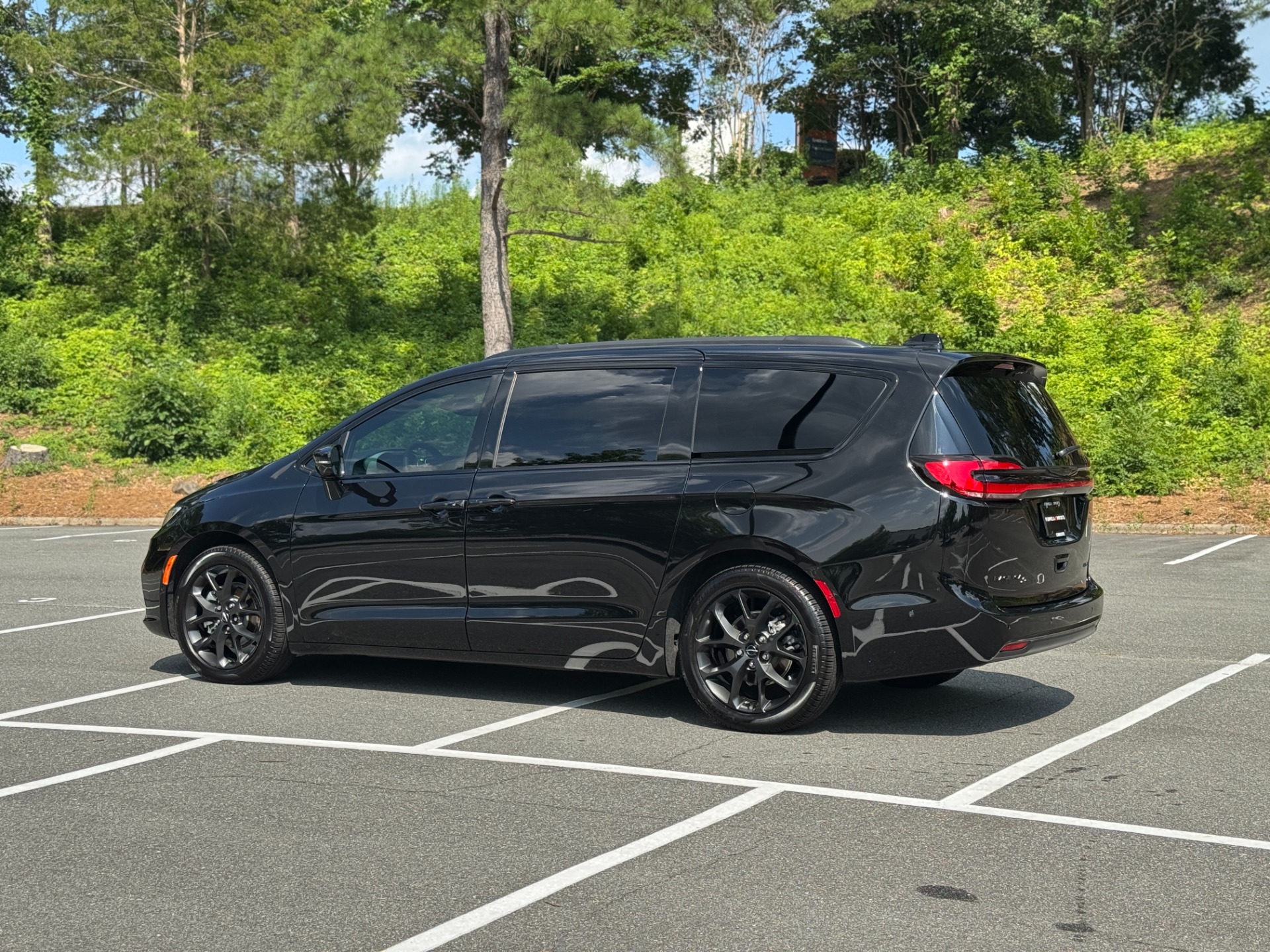 Used 2024 Chrysler Pacifica Limited S APPEARANCE PKG / SAFETY SPHERE ...